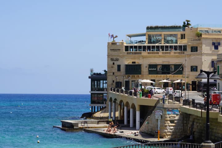 Traditional Apt St Julian 150m Dal Mare,  3bed3bat - Malta