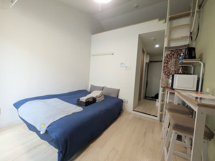 新宿/歌舞伎町まで3駅 最寄駅まで徒歩3分/建物3階にあるワンルーム(全て専用) 303号室 - Shinjuku City