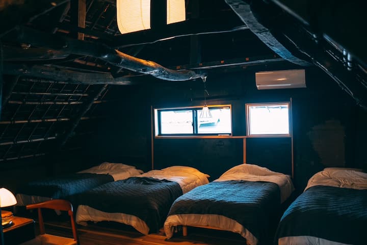 築200年の古民家/ゲストハウス/農業体験 ー 藁葺き屋根を近くで楽しめるお部屋 - 静岡市