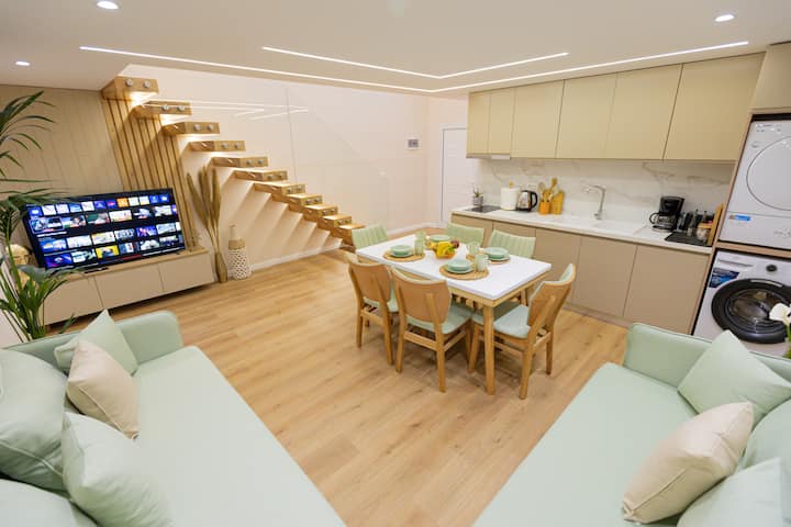 Duo Luxe Lofts Beachside 12 Pax - Vlorë