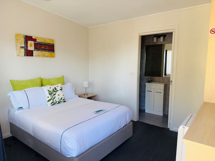 Town Centre Double Bed Room Beach Nearby - Apollo Bay