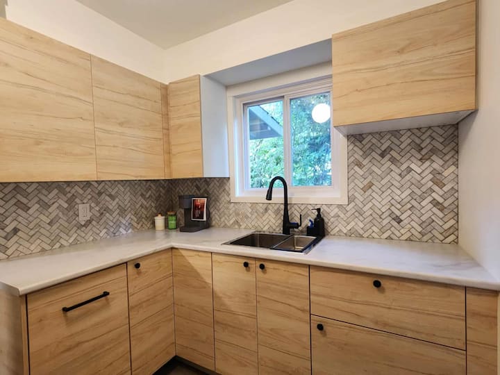Sanctuary On The Park - - Nanaimo