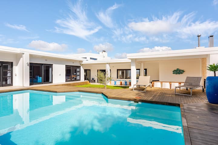 Charming Elegant Retreat Awaits - サマセット・ウェスト