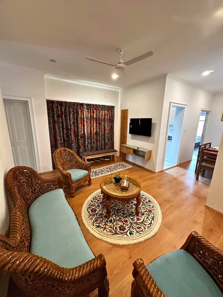 2bhk Fully Furnished Apartment | Maskan 1b - Srinagar