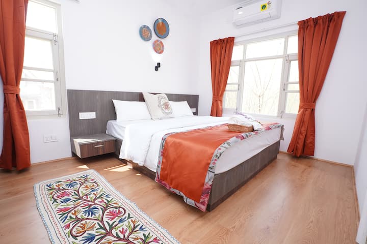Entire 1bhk Apartment | Maskan By Rafiqi Estates - Srinagar