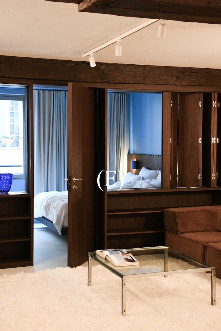 Exclusive Hôtel Particulier W/ 3 Designer Suites - Paris