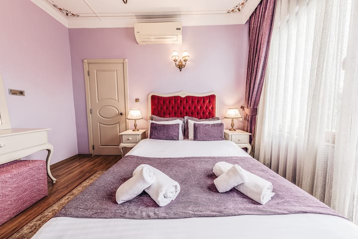 "Family Flat For 8 – 7 Minutes To Historic Area" - İstanbul