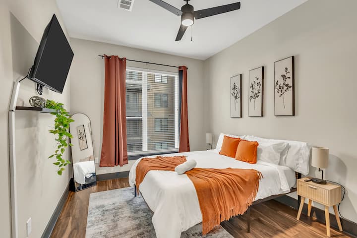 Lux 1br Near Domain & Dt+ Amenities & Free Parking - Crestview - Austin