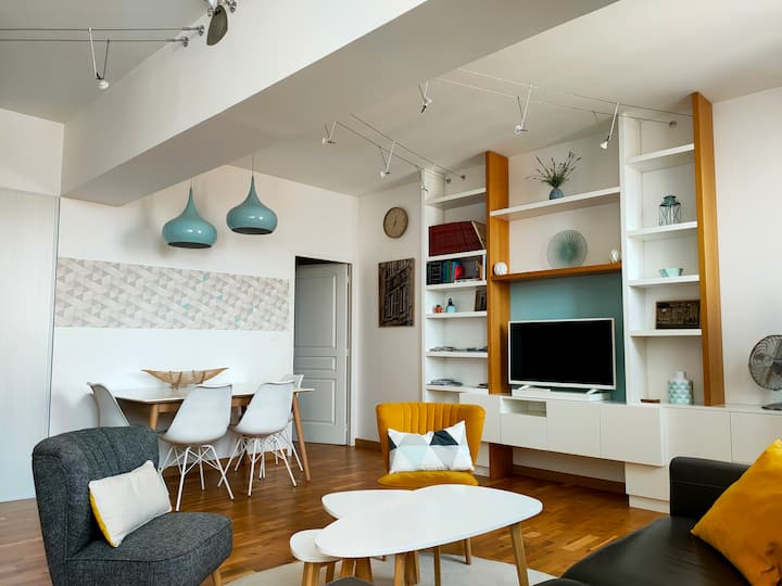 Superbe Appartement Place De L'hôtel De Ville - La Rochelle