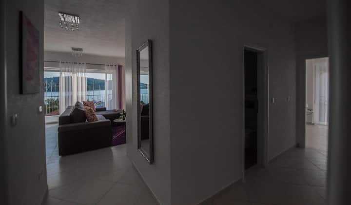 Ferien Haus Direkt Am Meer Villa Giuliana Tisno - Murter
