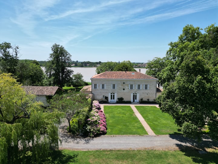 Demeure D'exception 5* Au Bord De La Dordogne - Libourne