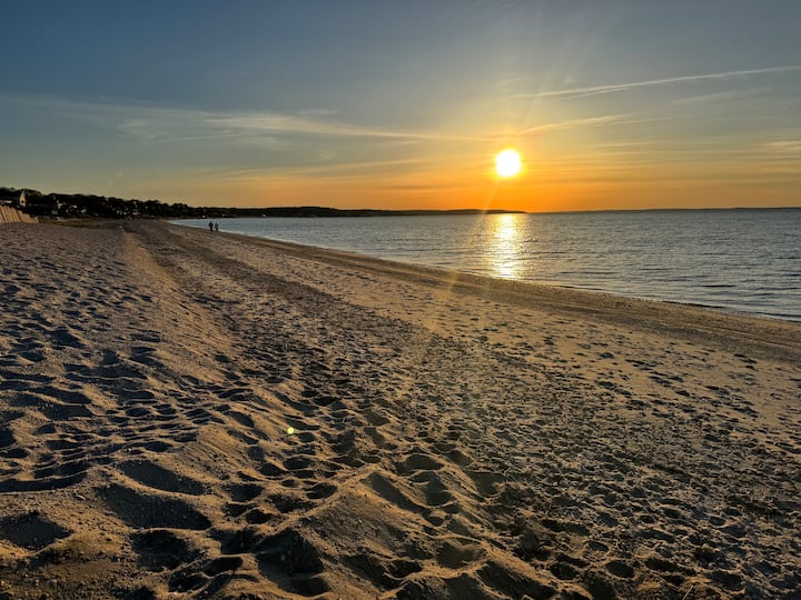 Seabreeze 3 Cozy Cottage By The Beach - The Hamptons, NY