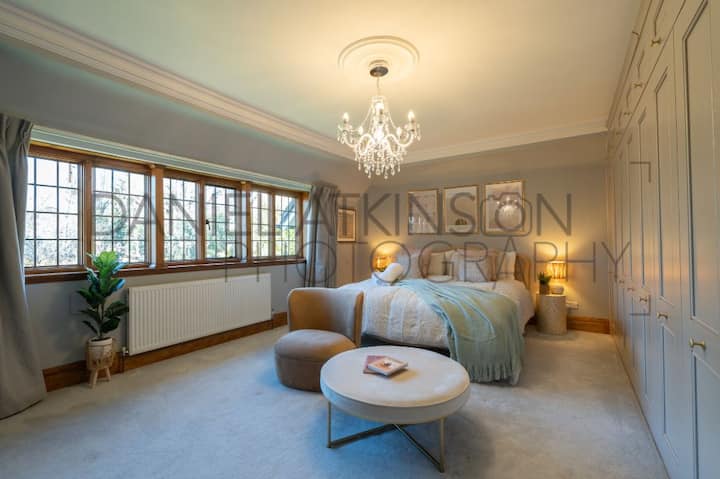 Luxury Period 7 Bed Mansion Near Universal Studios - Watford