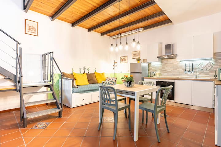 Le Ciminiere Home - Central Apt Near The Station - Catane