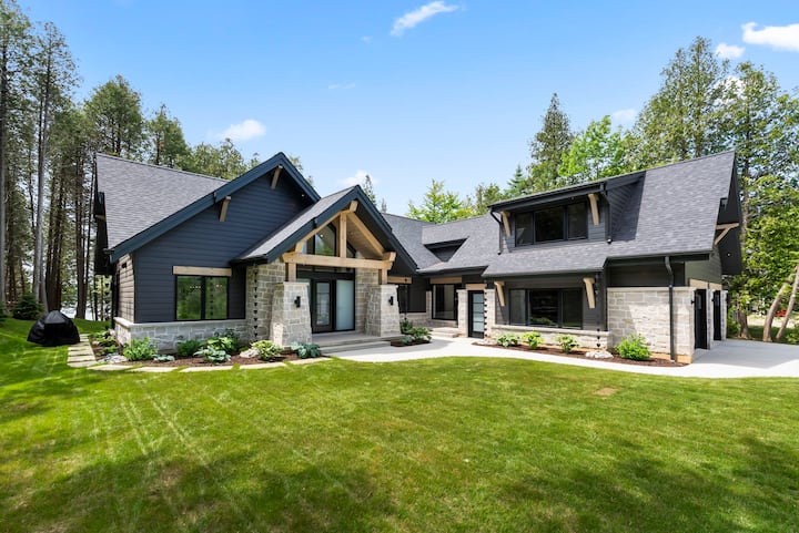 Whispering Woodlands Lake House On Irish Lake - Durham