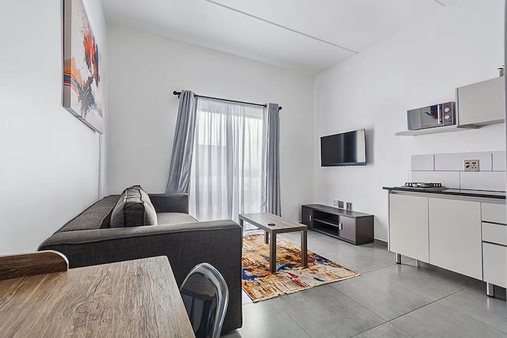 Retreat In Randburg-the Base Ii - Randburg