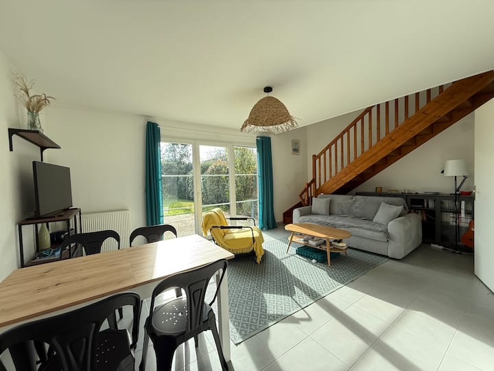 Jolie Maison Avec Grand Jardin Pour 4 Personnes - Fouras