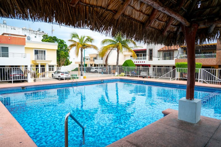 Casa De 3 Recámaras Con Alberca Y Comodidades - Mazatlán