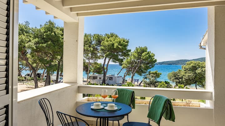 Resort A1 Apartment (2+2) Sea View - Šibenik, Croatie