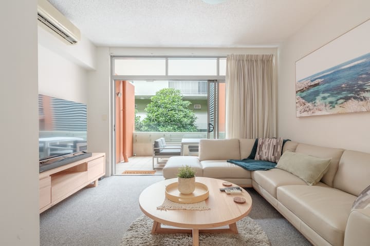 Private Oasis! 3bed/2bath/1car ~ 5mins To Cbd - Brisbane