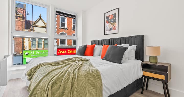 Gold St D-lux | Chic 2br Apt Heart Of Northampton - Northampton