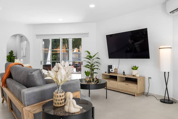 Renovated 2br2.5ba | Near Eagle Beach & Super Food - Aruba
