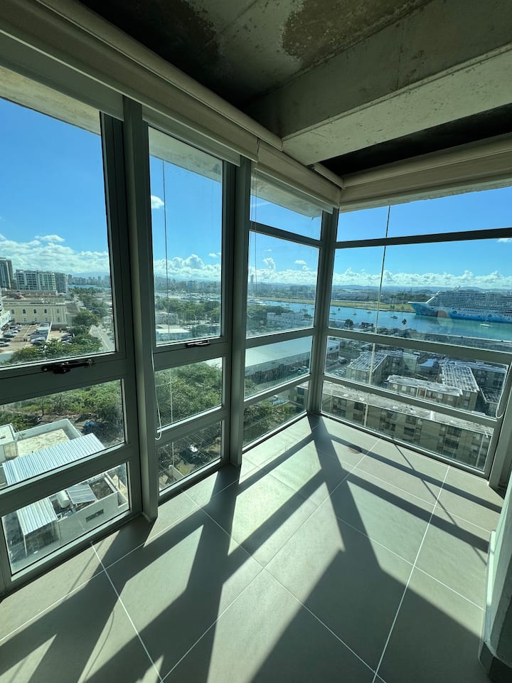 Luxury 2br • Walk To Beach & Old San Juan - San Juan