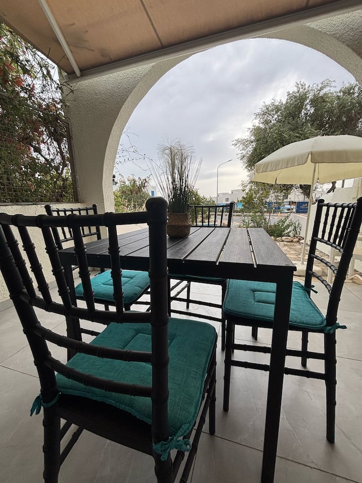 Venus Cottage A Hop Skip& A Jump From The Seafront - Paphos