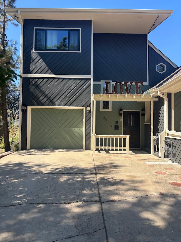 The Sweetness - Lakewood, CO