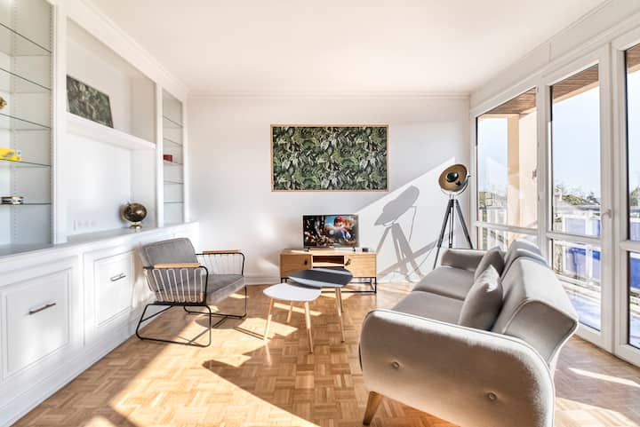 Le Super 8  – Parking Gratuit, Balcon, 100m²,wi-fi - 昂傑