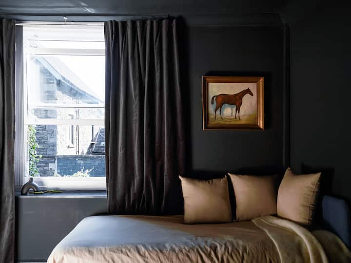 Cambridge House Windermere | Boutique Family Suite - Windermere