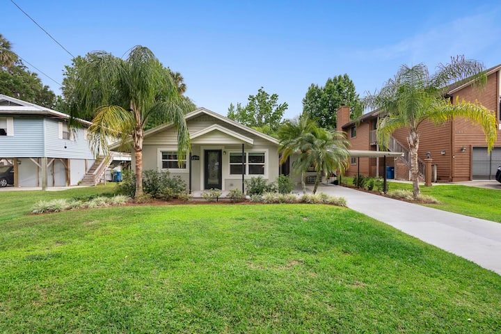 Cozy Canal House W/river Access - Orange City, FL