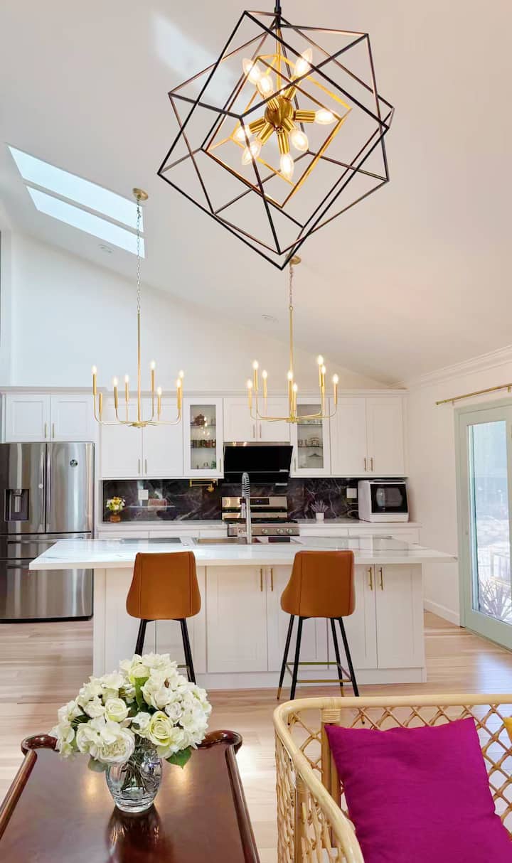 Mountain View 4 Beds 2.5 Baths – Comfy In Walnut - San Dimas, CA