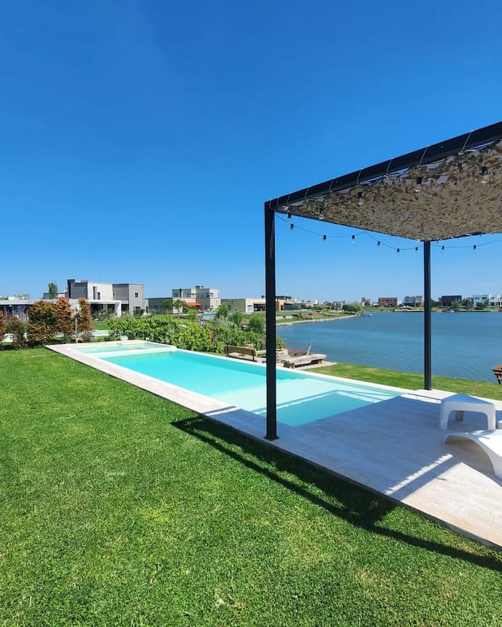 Casa Con Vista A La Laguna Loma Verde, Escobar - Campana