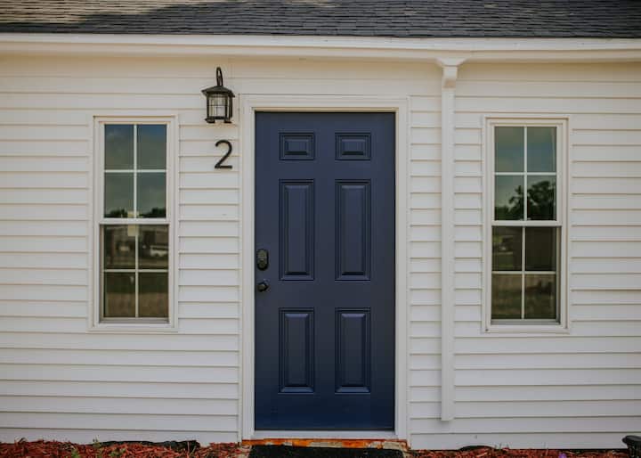 Cabin 2 - Queen | Fireplace | Full Kitchen | Wifi - Michigan