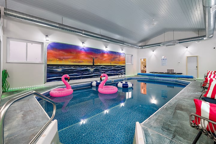 Nautical Retreat – Indoor Pool, Sauna, Hottub More - South Haven, MI