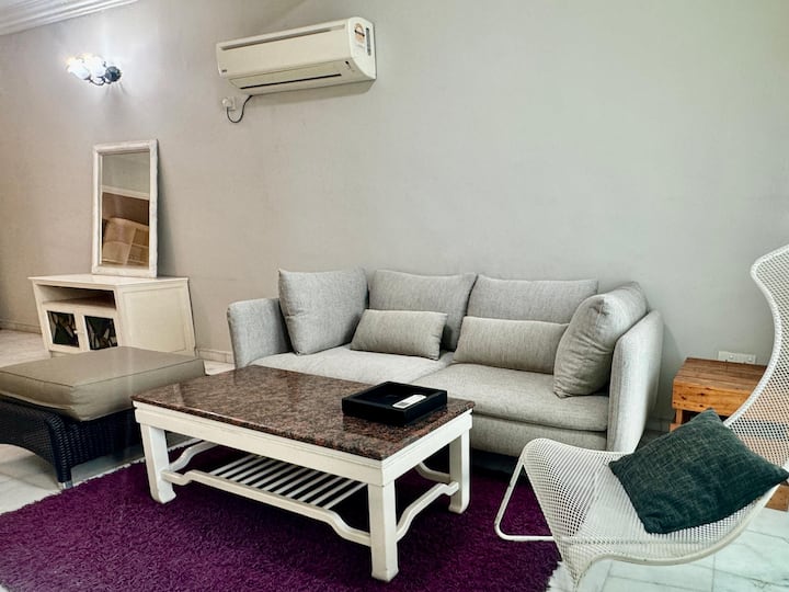 3 Bedroom Serviced Suites #4 @ Century Bay - Bayan Lepas