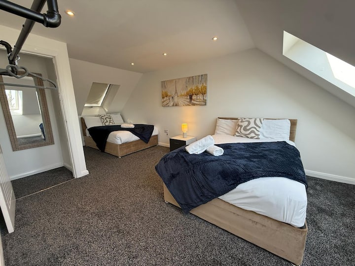 Game Day Apartment Near Anfield & Everton Stadiums - Liverpool