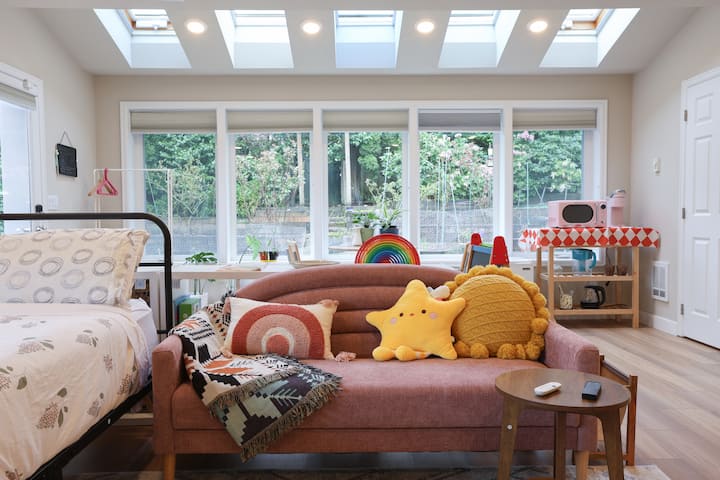 Guest Suite With Garden Retreat Near Microsoft - Bellevue, WA