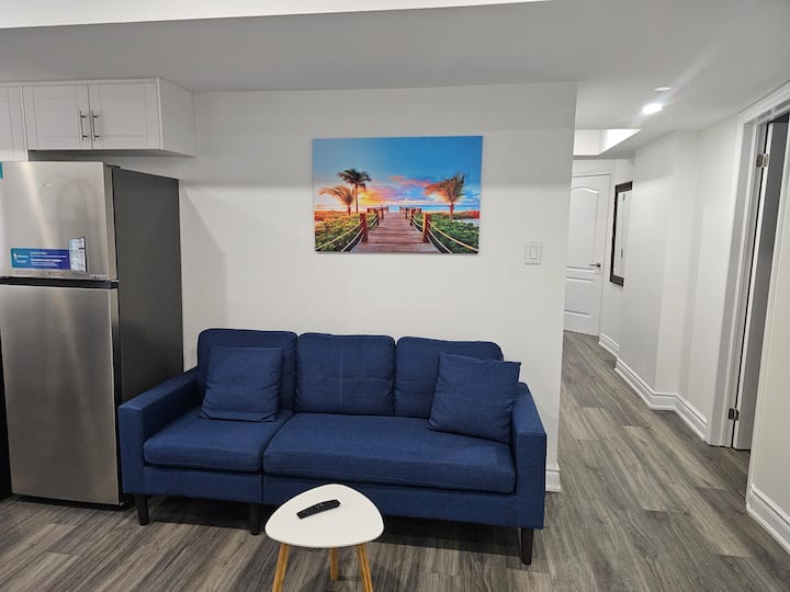 Tranquil Stay, Prime Location - Waterloo