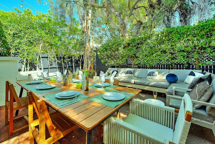 Heavenly Retreat 2 Min Walk To Beach - Santa Monica, CA