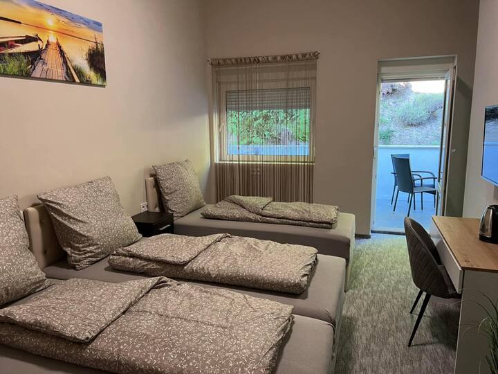 Kinizsi Udvar-3 Fős Apartman(18,19,20,21) - Balatonlelle