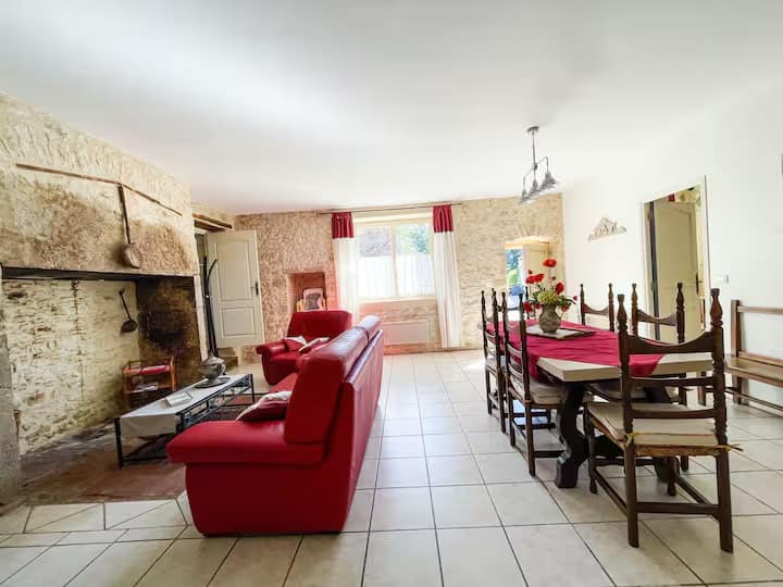 Gite Le Cantou, Avec Piscine & Jacuzzi-6 Pers - Lot