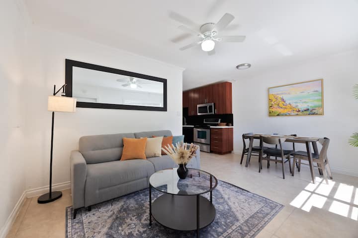 10 Min To Las Olas And Beach | W/d | 2 Bed - Fort Lauderdale
