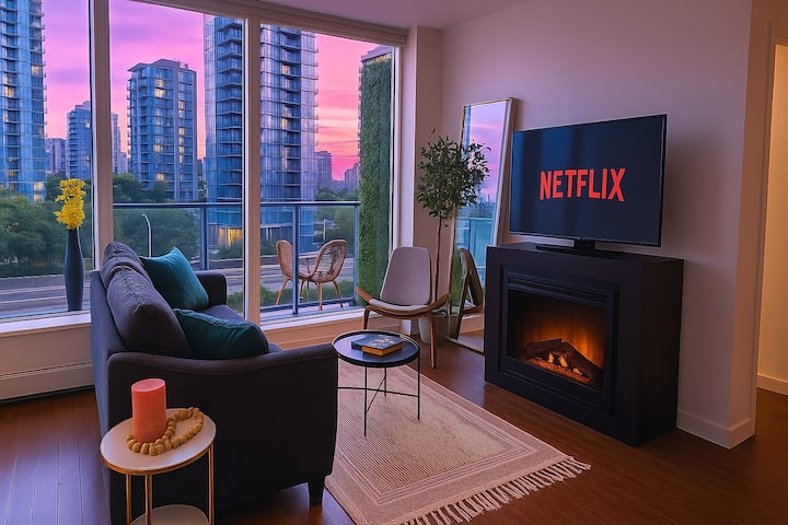 "New" City Lights: Sauna, Pool, Hot Tub & Parking - Vancouver