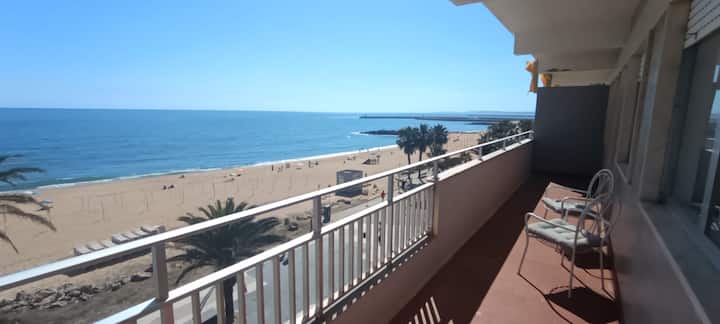 Beach Front 2 Bedroom Apartment - Quarteira
