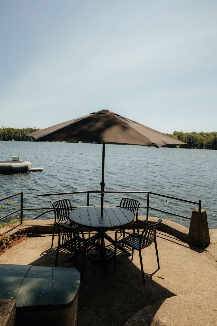 Driftwood Cottage - Lakefront - Muskoka District Municipality