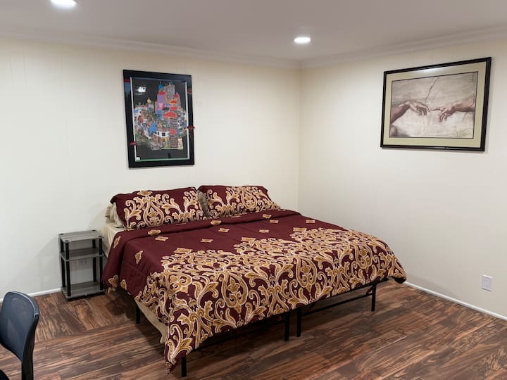 Nice Updated Private Room King Bed Hicksville Ny - Westbury, NY