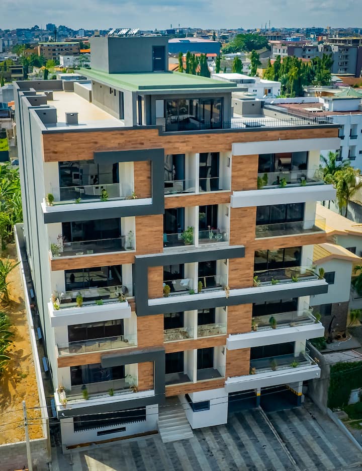 T3 Central Vue Piscine Et Salle De Gym - Abidjan