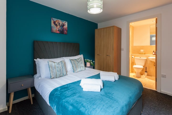 Premium 2bd | 2 Bath | Sleeps 7 | City Center - Liverpool